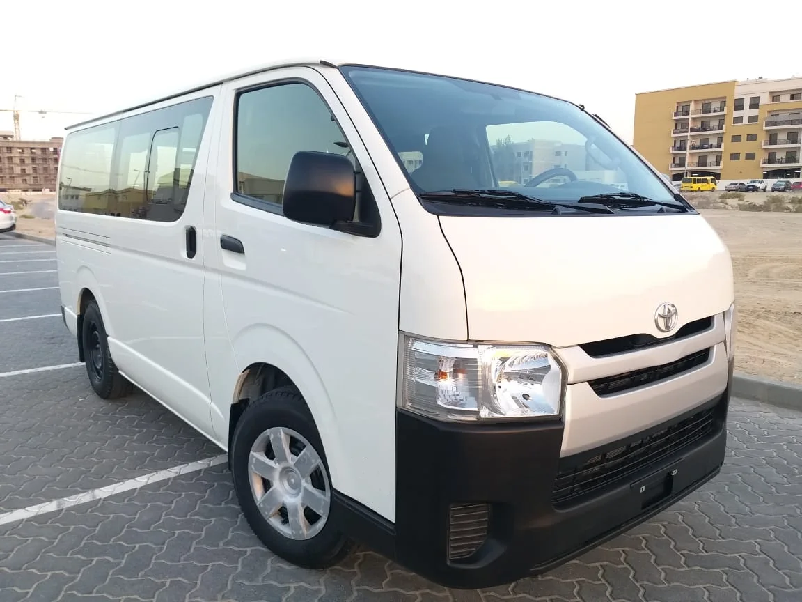 Used 2016 Toy Ota Hiace Flat Roof MINI Bus - 15 Seats