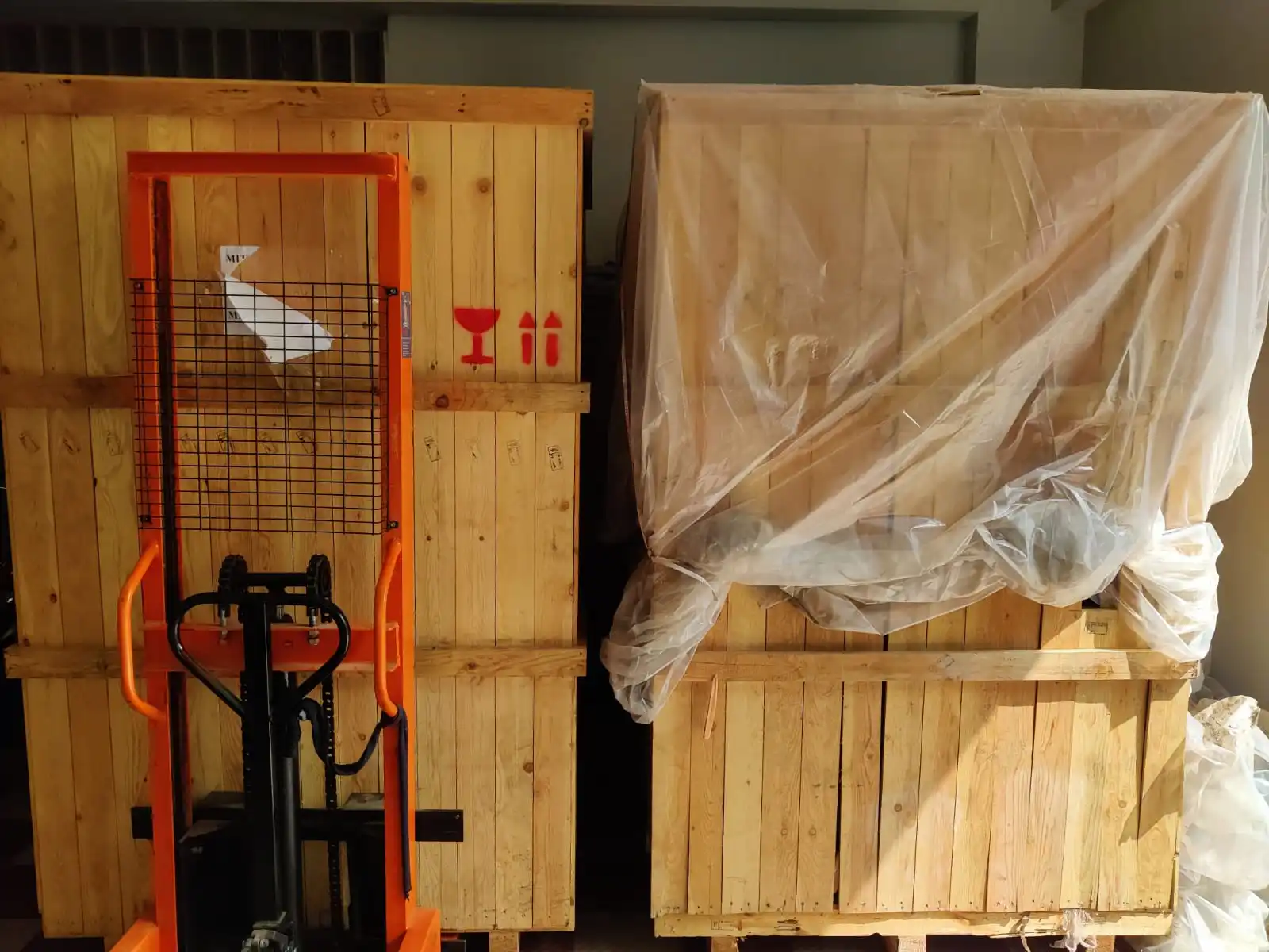 Optical Sorting Machines Are Used to Sort Washers and Fasteners with ...