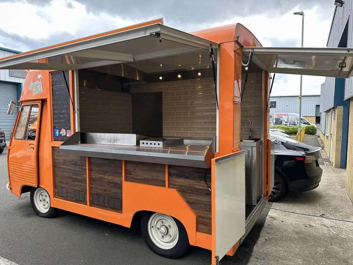 Mobile Food Trailer Food Cart Van trailer Catering Fully Equipped ...