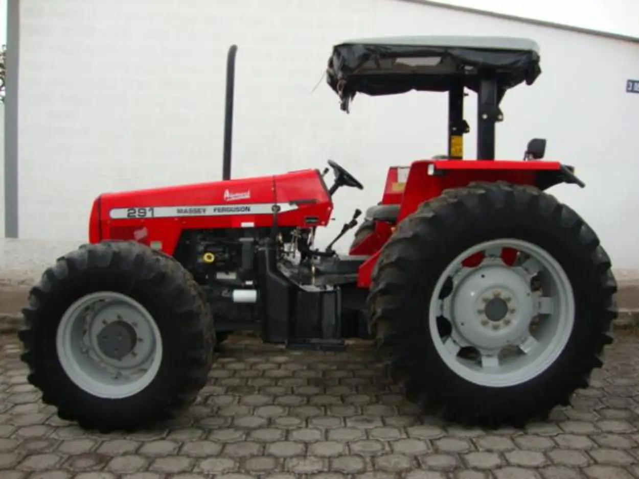 Buy Used Massey Ferguson Agricultural Farm Tractor 390 Model Available ...