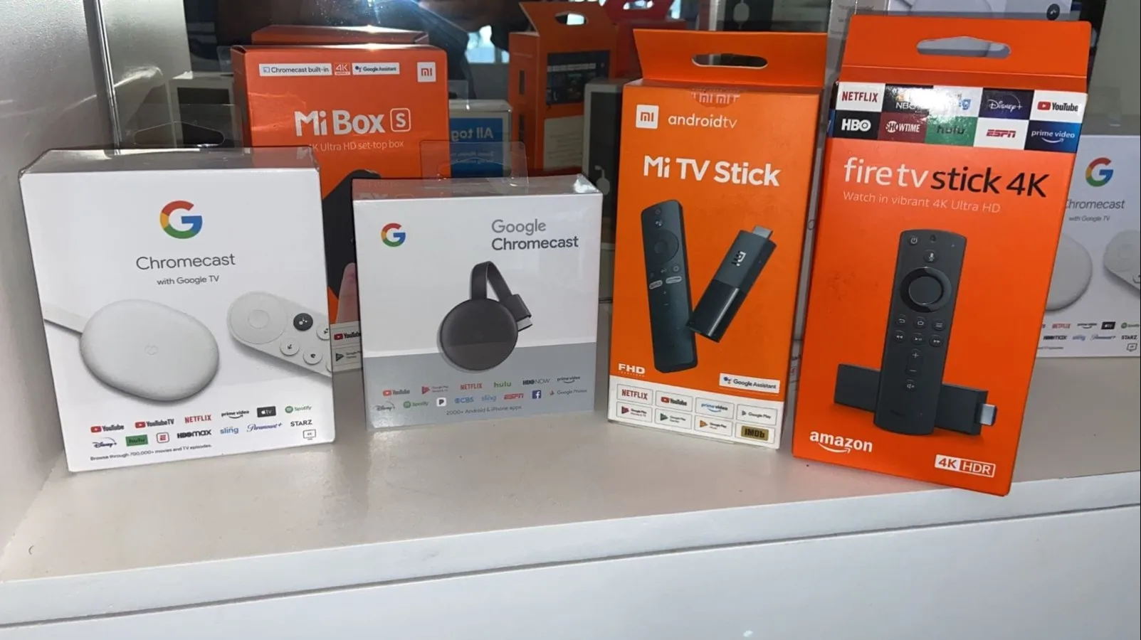 4k+ Roku Streaming Device 4k/hdr/ Vision With Roku Voice Remote Pro ...