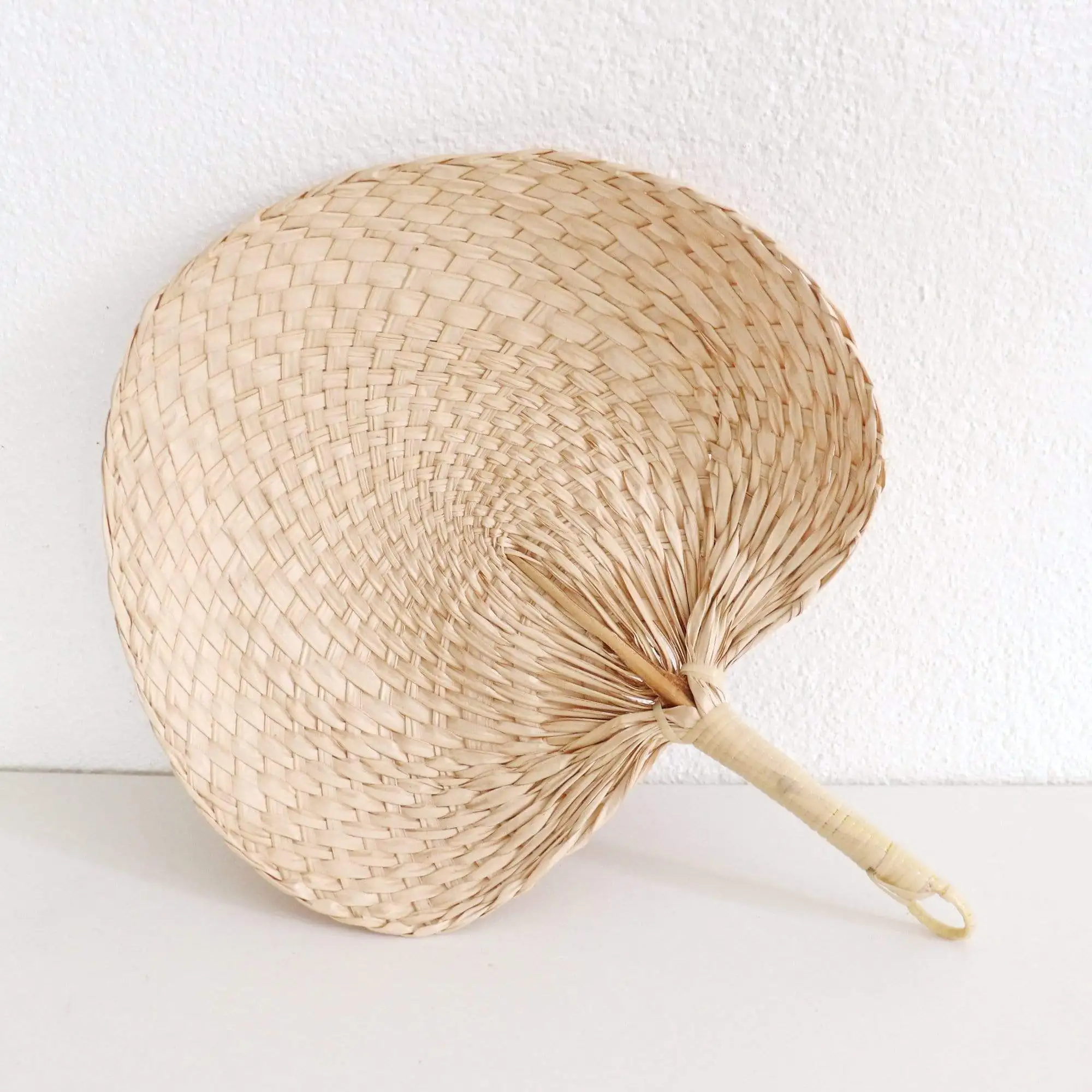 Mini Bamboo Hand Fans - Elegant Summer Gifts from Vietnam