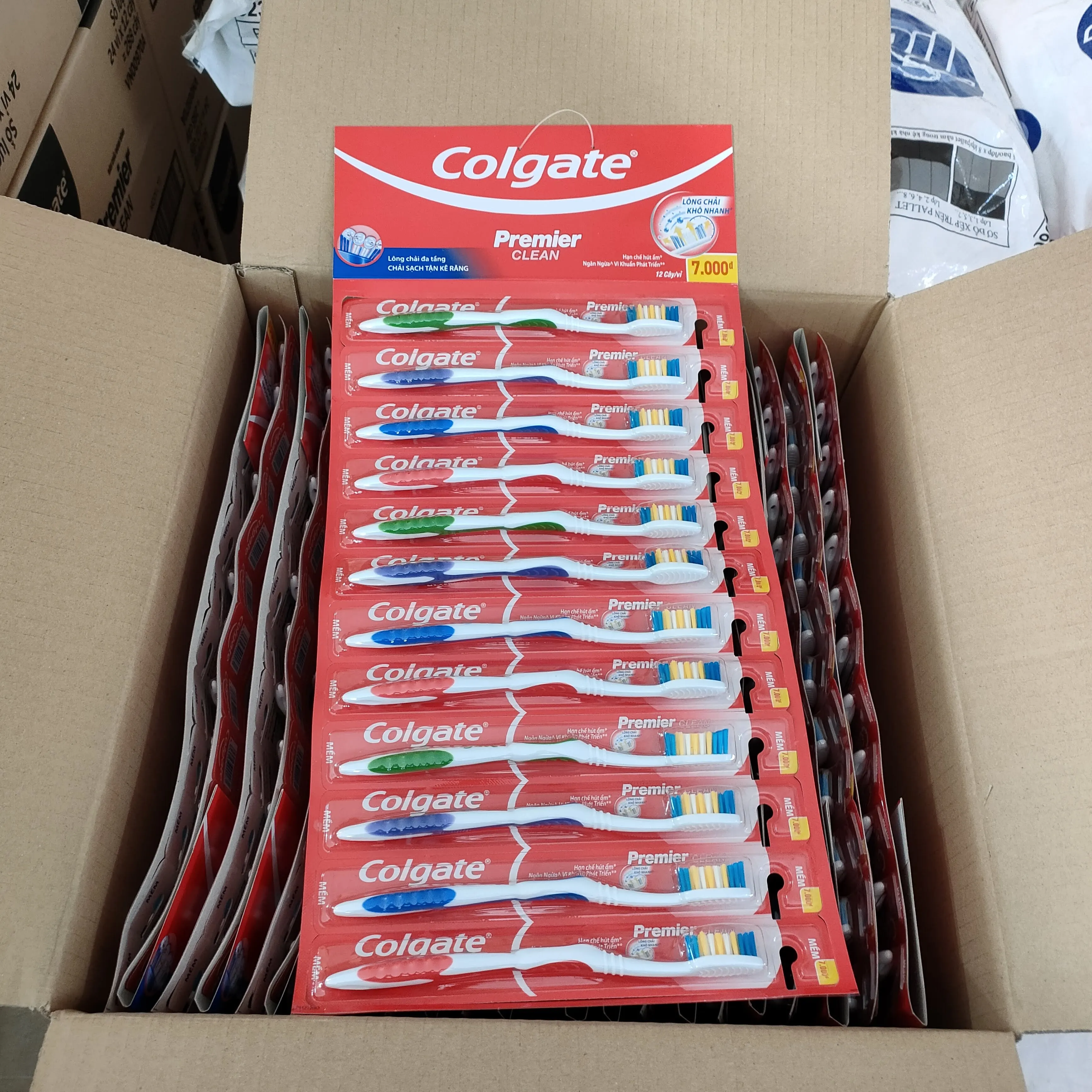 Colgate Toothbrush Premier Clean 12pcs X24 288pc/ Wholesale Colgate ...