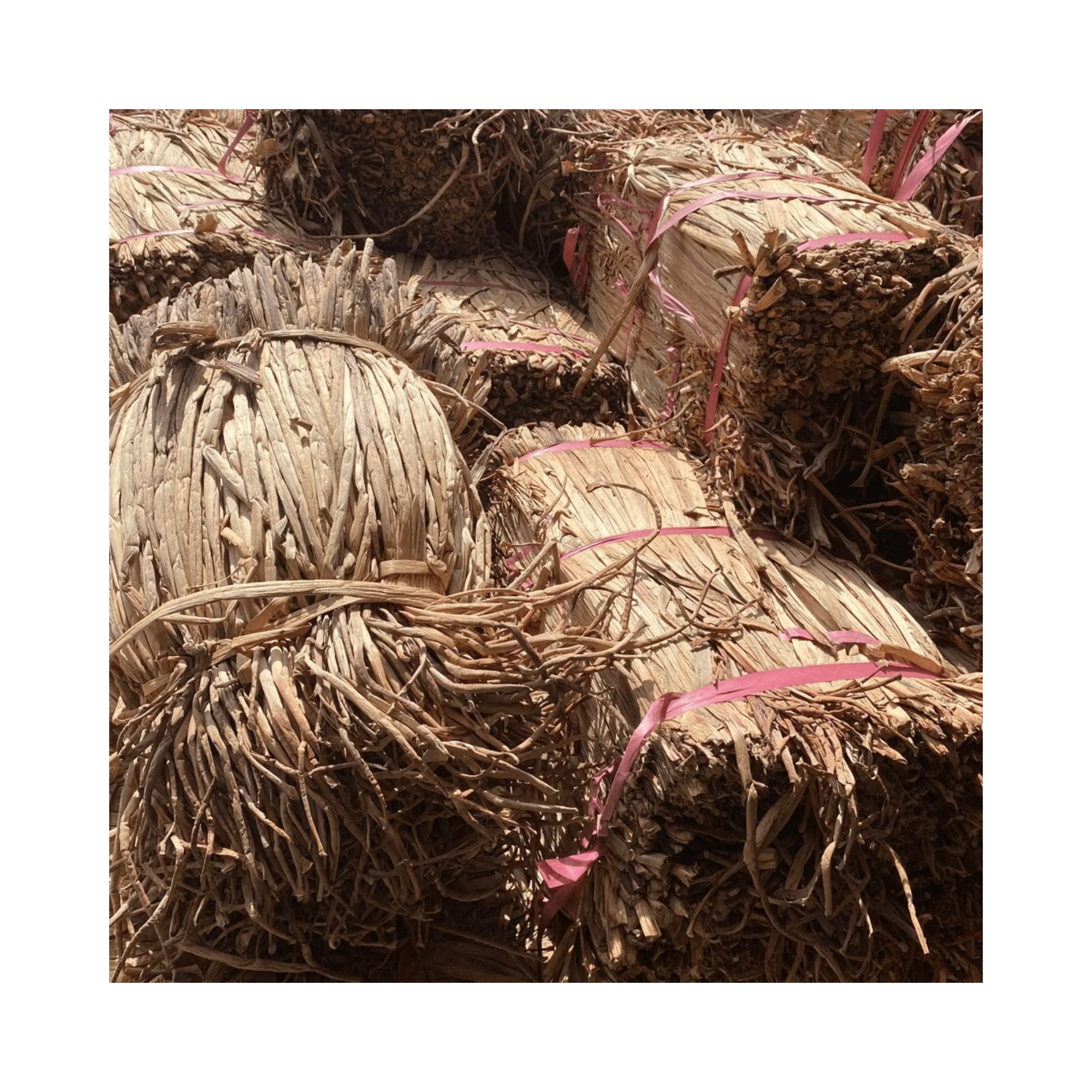 Vietnam Dried Water Hyacinth Raw Material Storage Baskets Handicraft ...