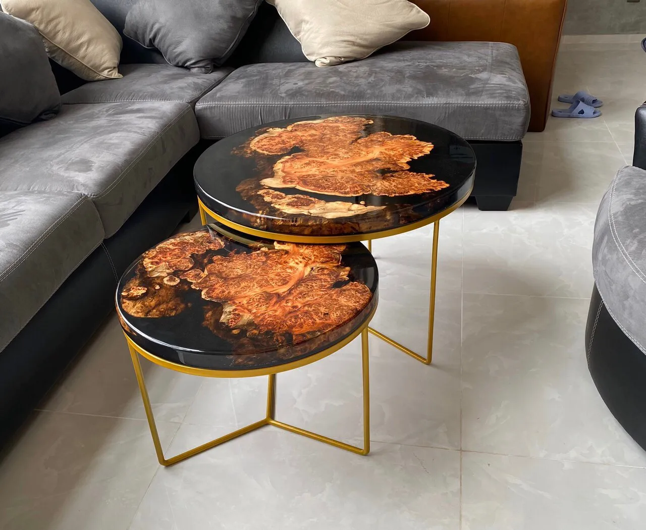 Modern Center Table Wooden Top Transparent Glossy Epoxy Table Top For ...