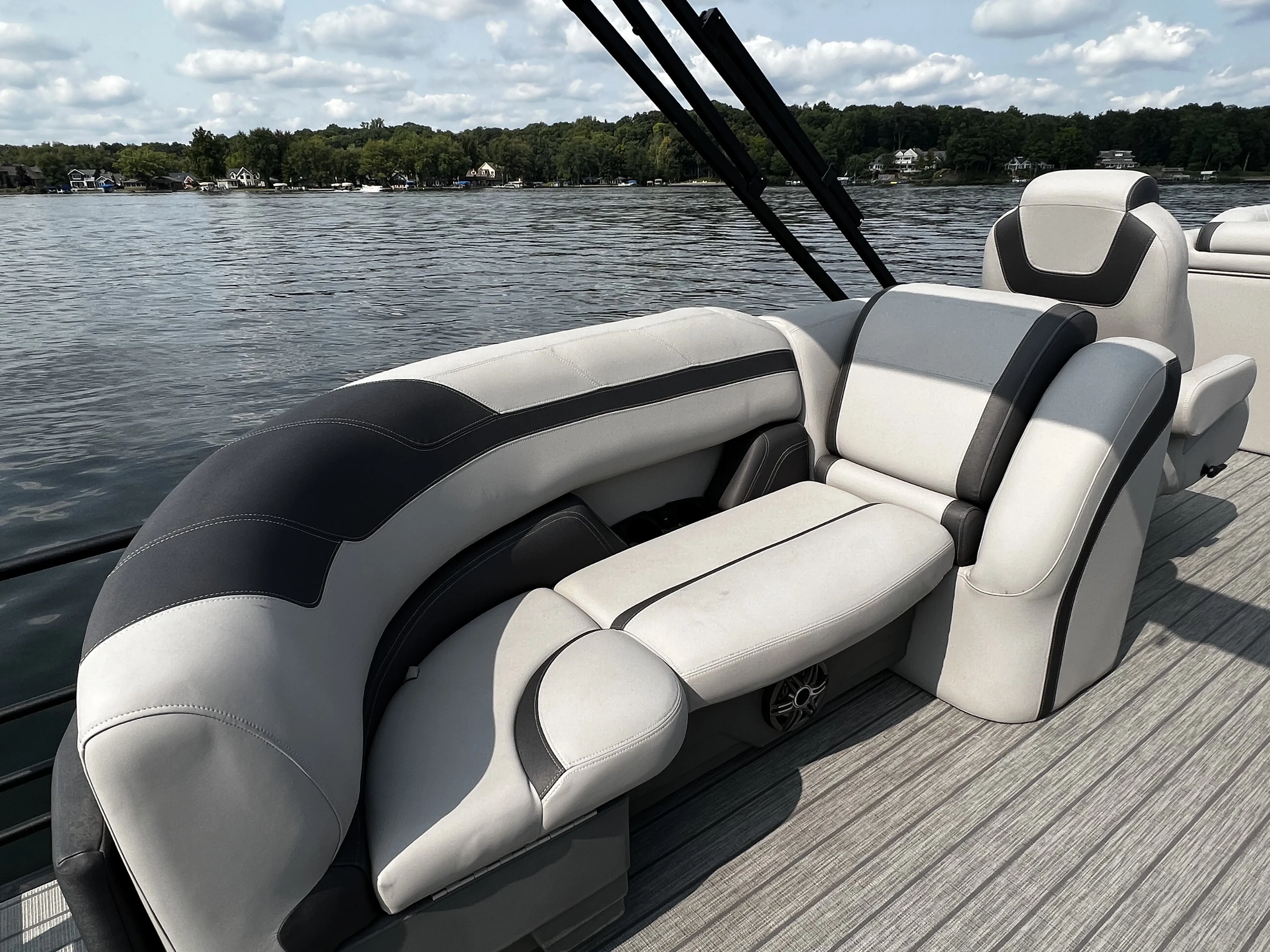 Hot Sale Electric Engine Pontoon Boat Rowing Boat With Motor For ...