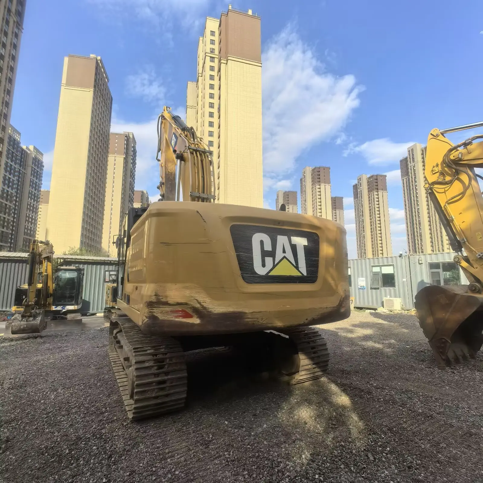Used Caterpillar CAT 330gc crawler excavator, 30 tons medium hydraulic ...