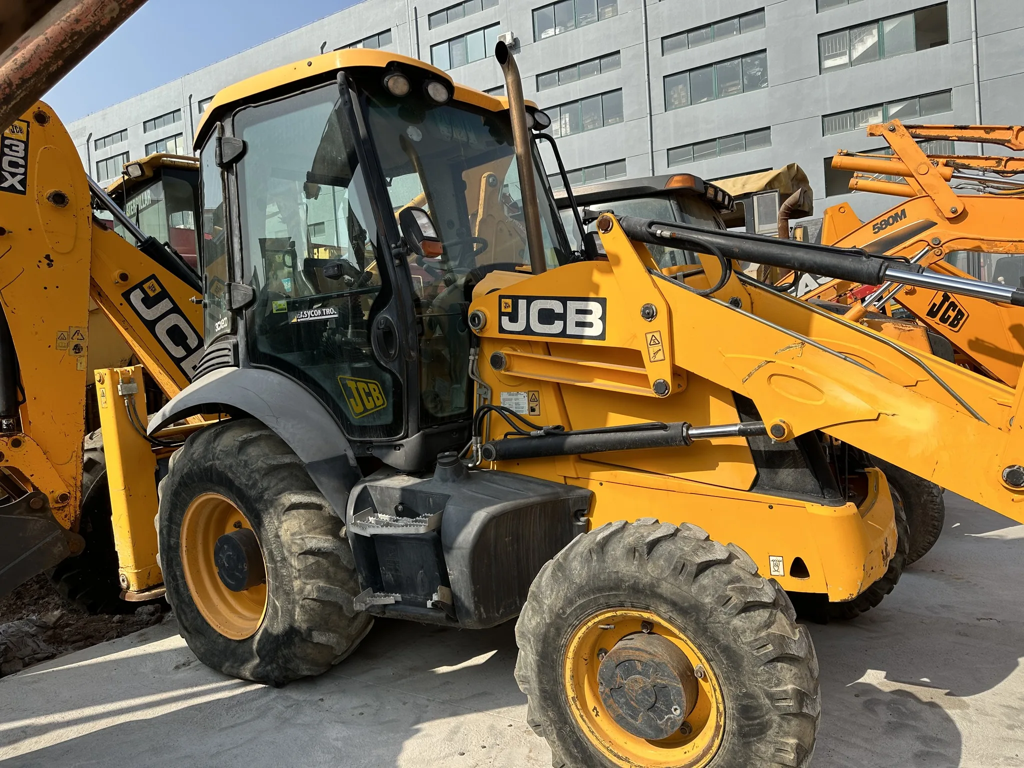 Jcb 3cx 4cx Backhoe Loader In Max Unique Marketing Famous Motor ...