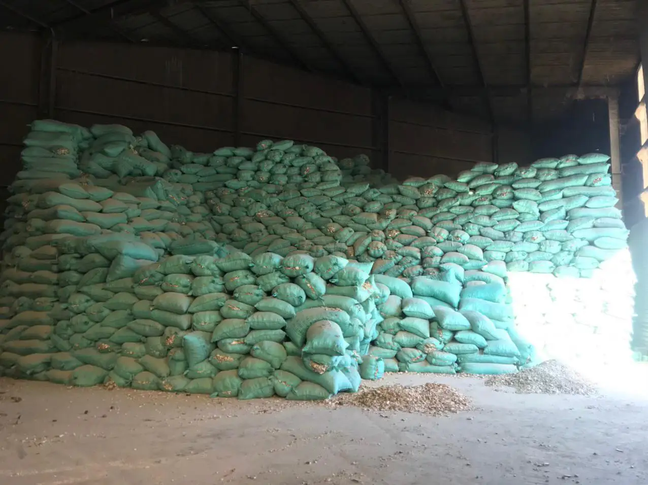 Tapioca Chips Dried Cassava Cube Bulk Packing High Quality Tapioca ...