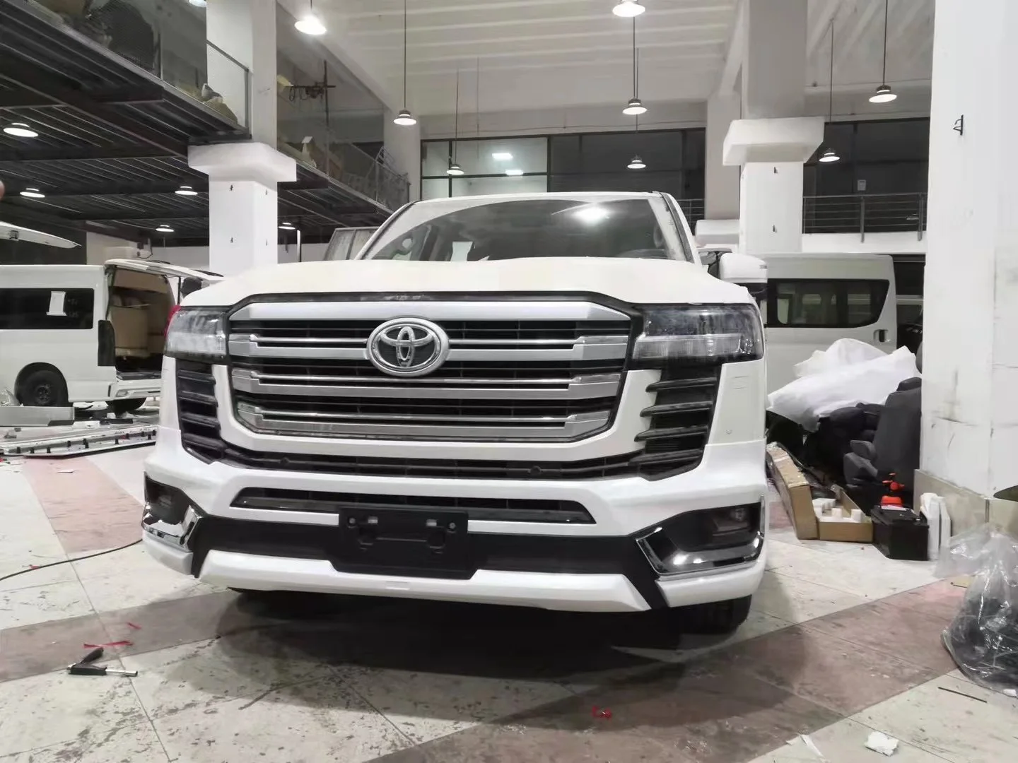 Land Cruiser LC300 Low Version Upgrade to High Version Body Kit ...