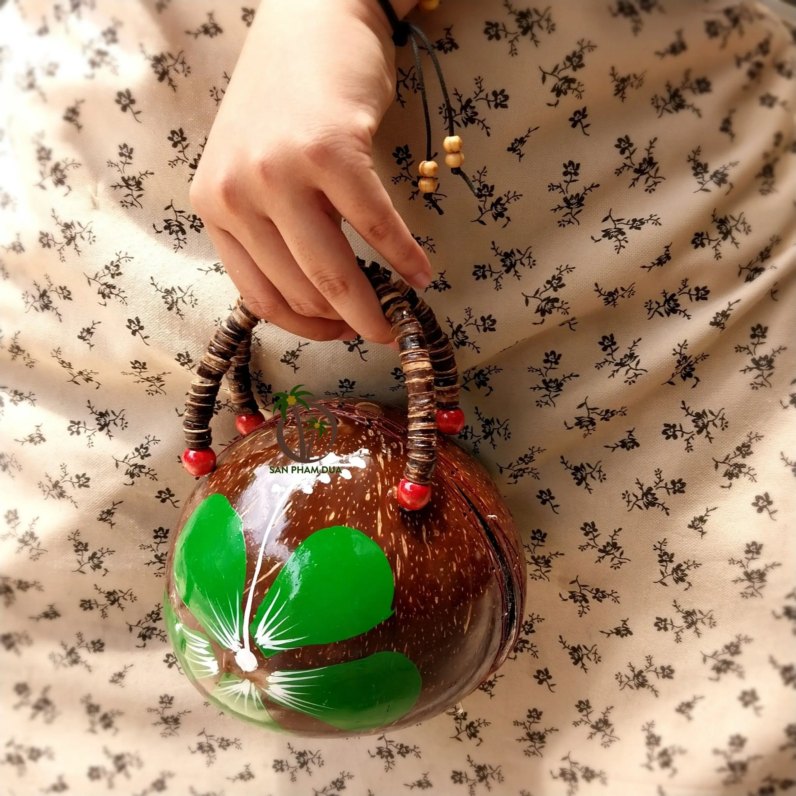 HOT TREND COCONUT BAG FOR LADIES MADE BY COCONUT SHELL HANDBAGS ...