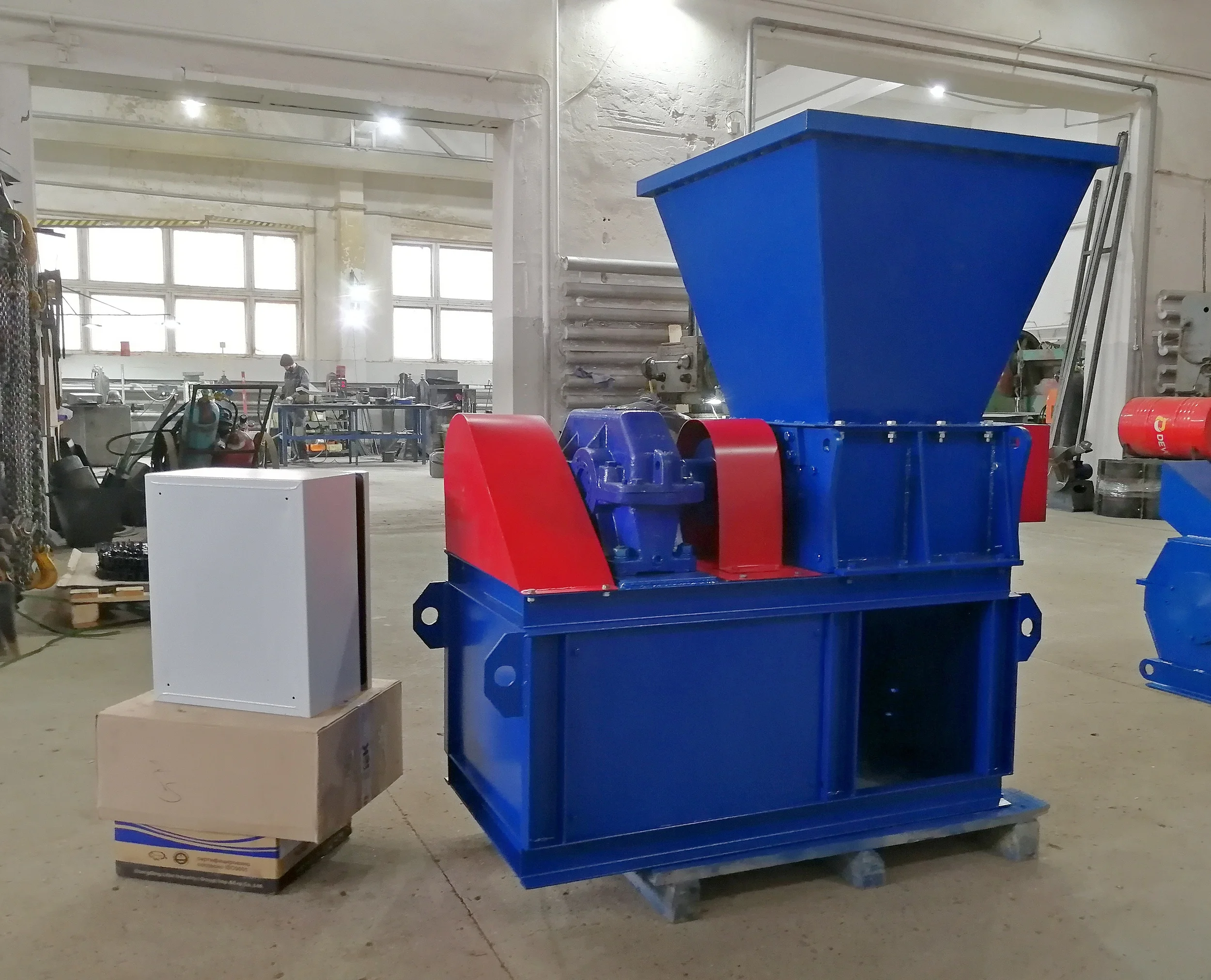 Stable Electric Two-shaft Shredder Series Dshv-mini 400 380v Waste ...
