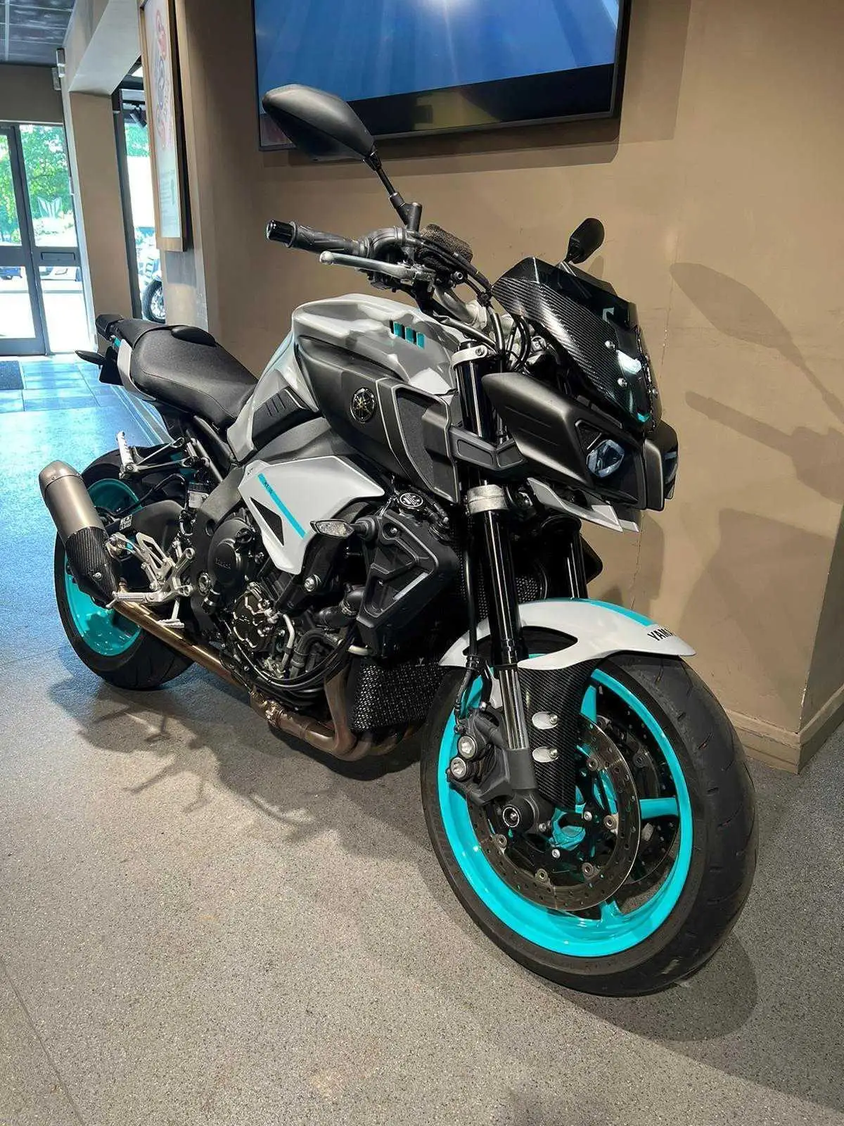 2021 Yamaha Mt-10 Motorcycle - Buy Tricycle Motorcycle Motorcycles ...