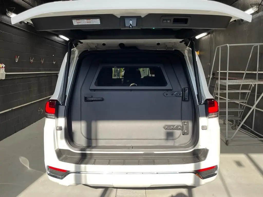 2022 Toyo Ta Land Cruiser 300 Zx 3.3 Diesel - Armored En1063 Level Br6 ...