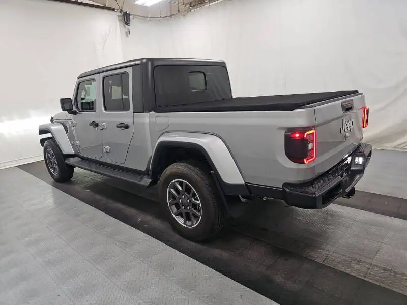 Used 2020 Je-ep Gla-diator 4x4 Overland 4dr Crew Cab 5.0 Ft. SB ...