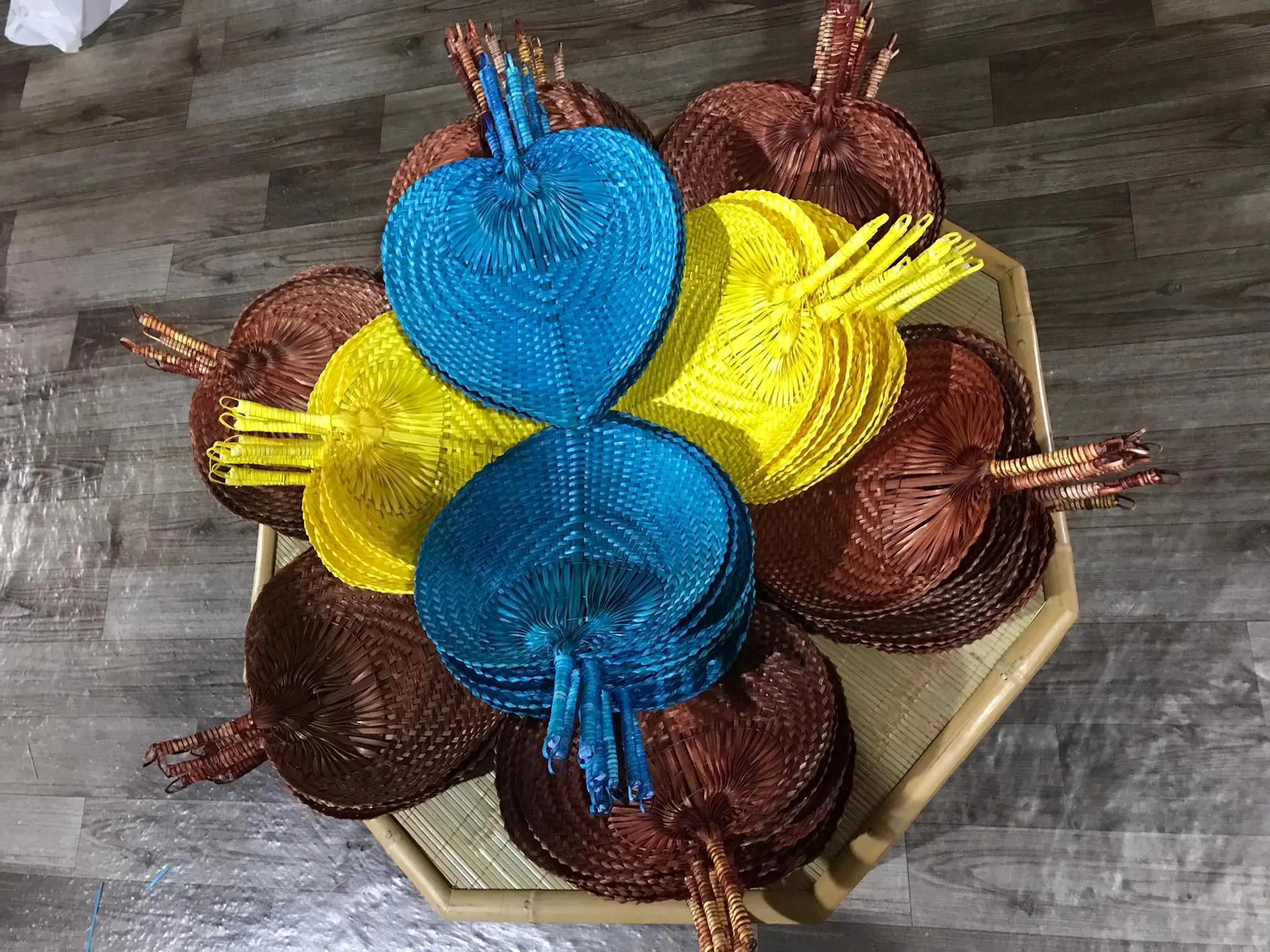 Vietnam Traditional Hand Holding Bamboo Wood Fans Eco-friendly Cooling ...