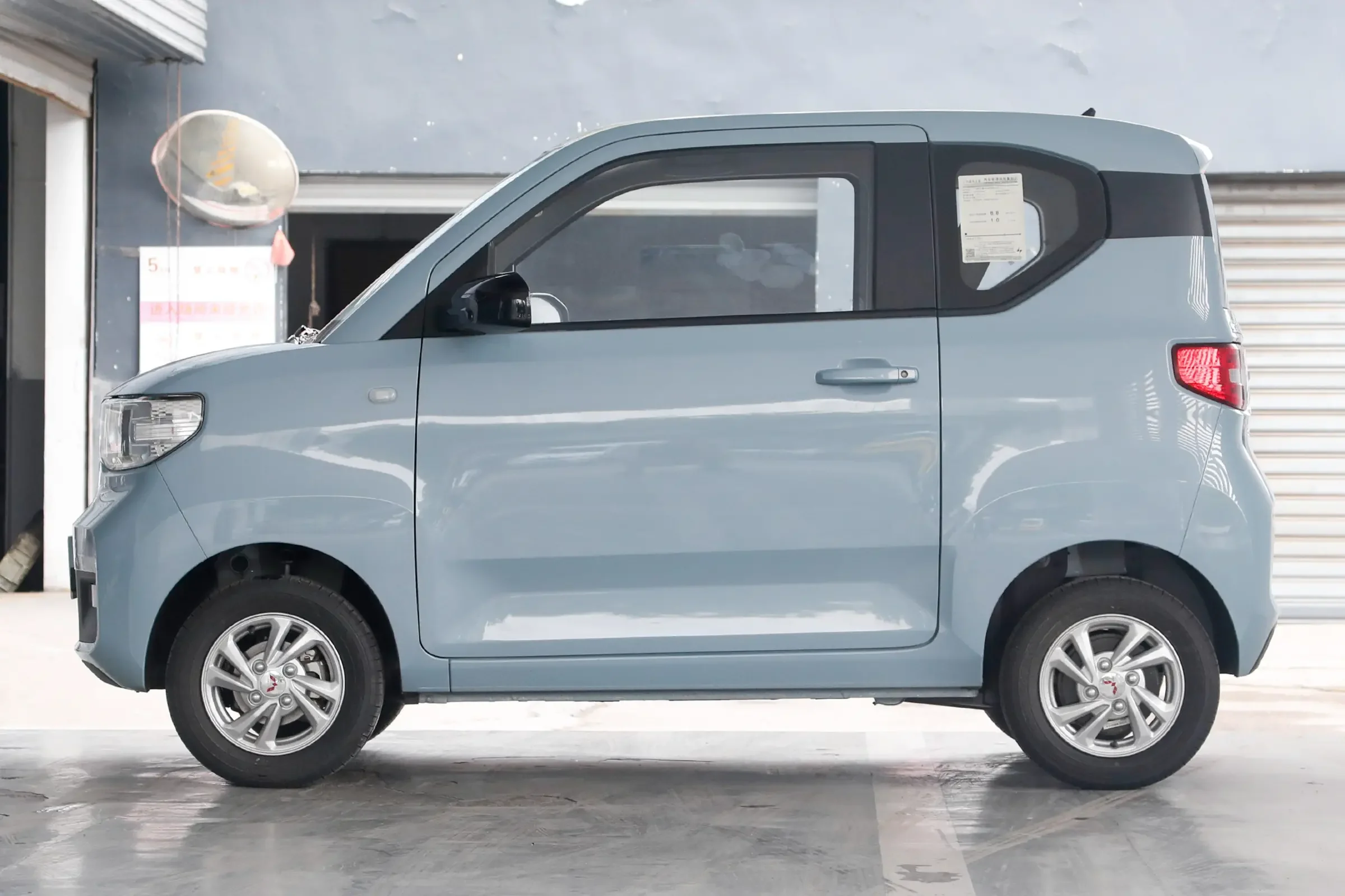 Ct-nev 2023 Wuling Mini Ev 300 100km Lithium Battery Smart Car Wuling ...