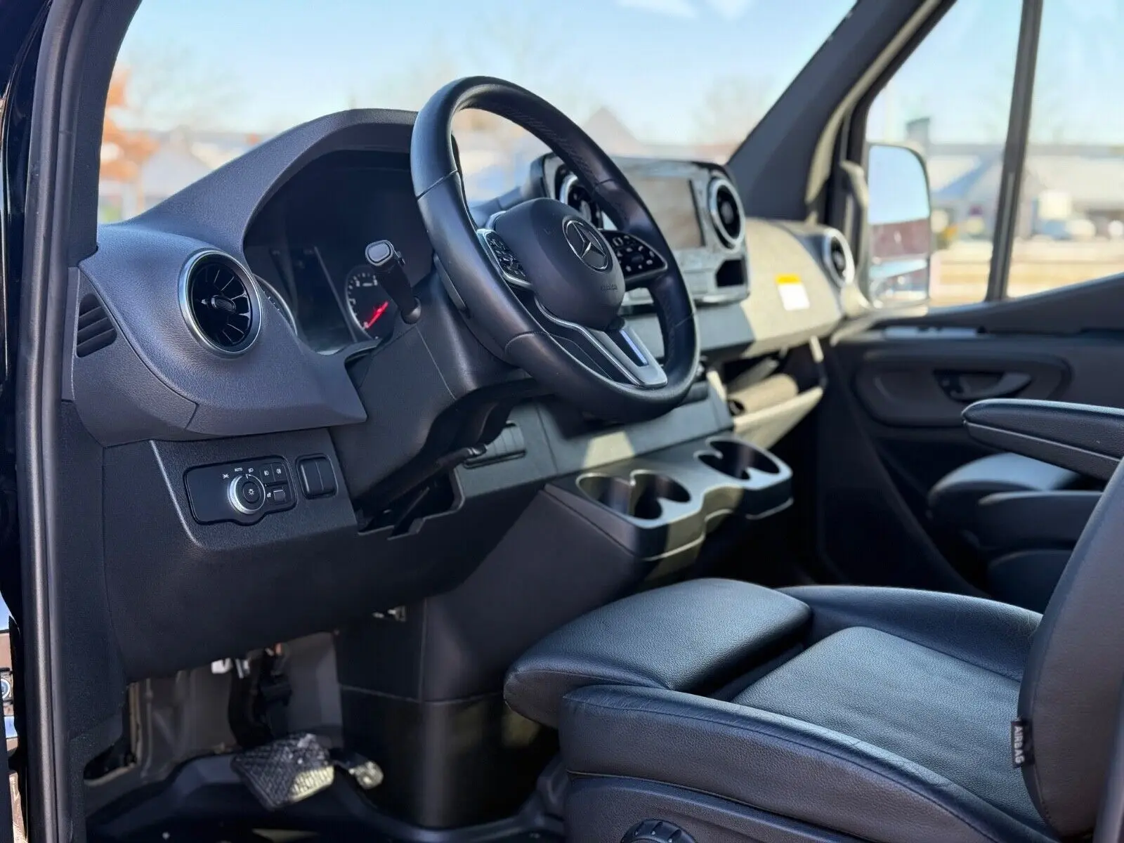 Used 2024 Merc-edes-Benz Sprinter 2500 PASSE-NGER 4x4 4WD| Alibaba.com