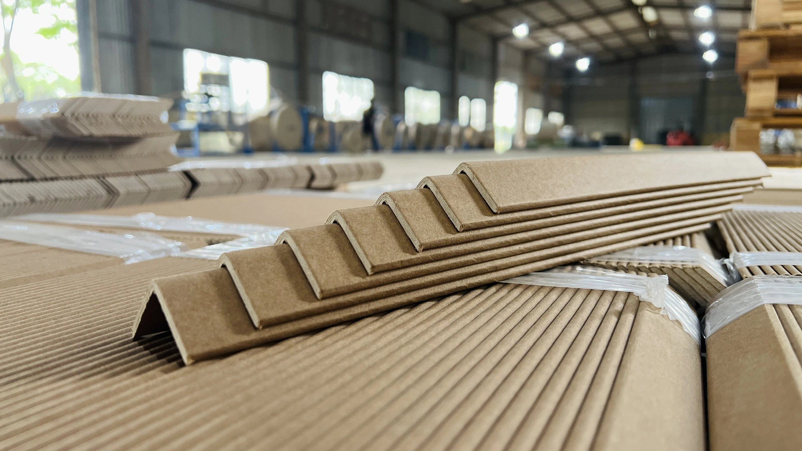 V-shape Paper Cardboard - Sturdy, Eco-Friendly & Recyclable