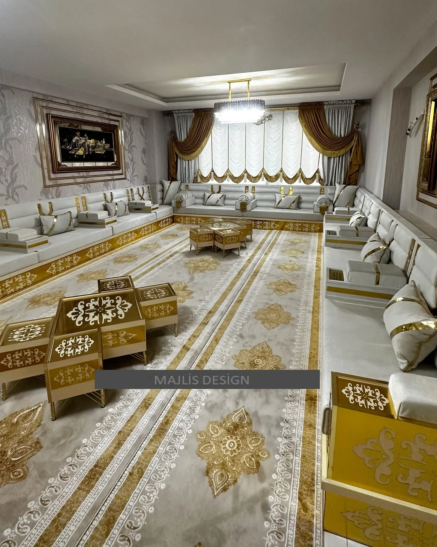 Arabic Majlis - Elegant Moroccan Sofa for Living Rooms