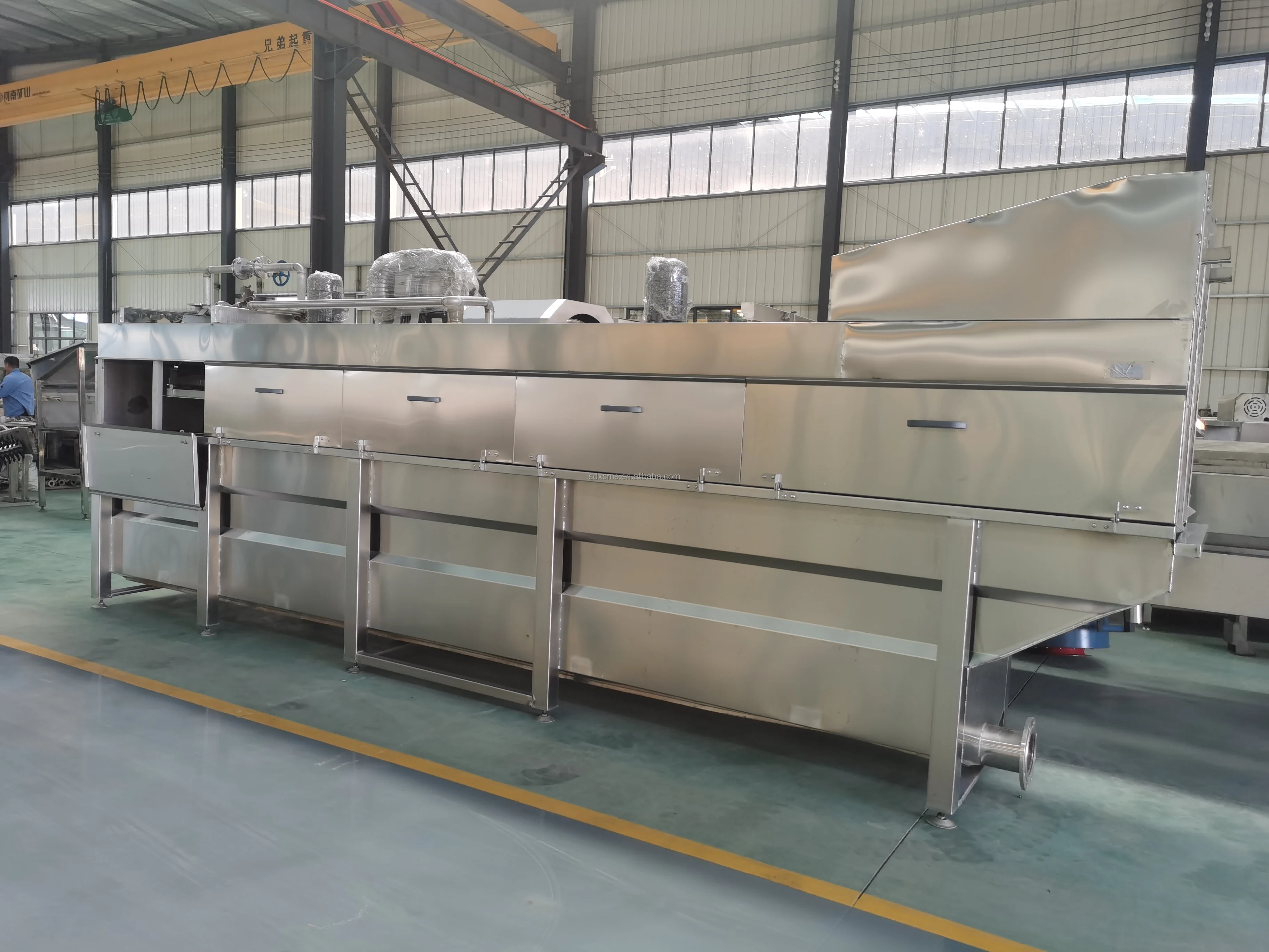 Efficient Poultry Slaughtering - Automatic Hot Water Scalding Machine