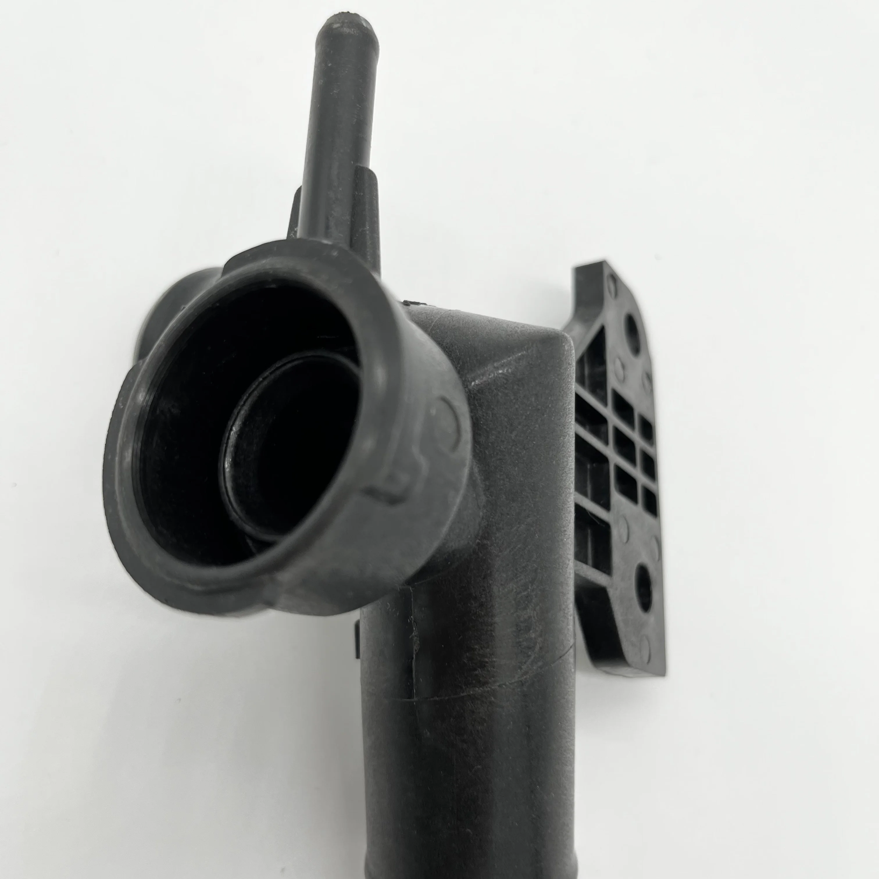 Engine Water Outlet Coolant Flange Radiator Pipe Connector For Toyota ...