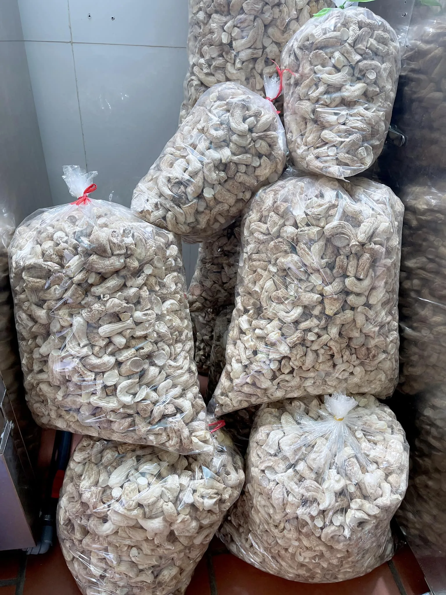 Factory Sale Double Cut Dried Mushroom Shiitake Stem 100% New Crop With ...