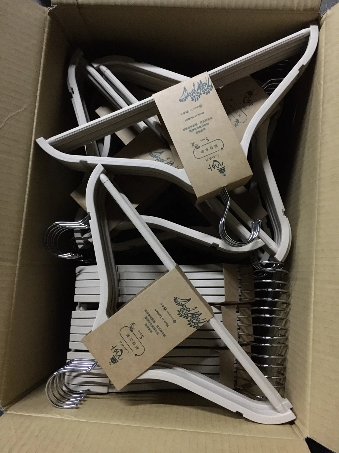 Customize Logo Sustainable Wheat Straw Recycle Hanger Biodegradable Eco ...