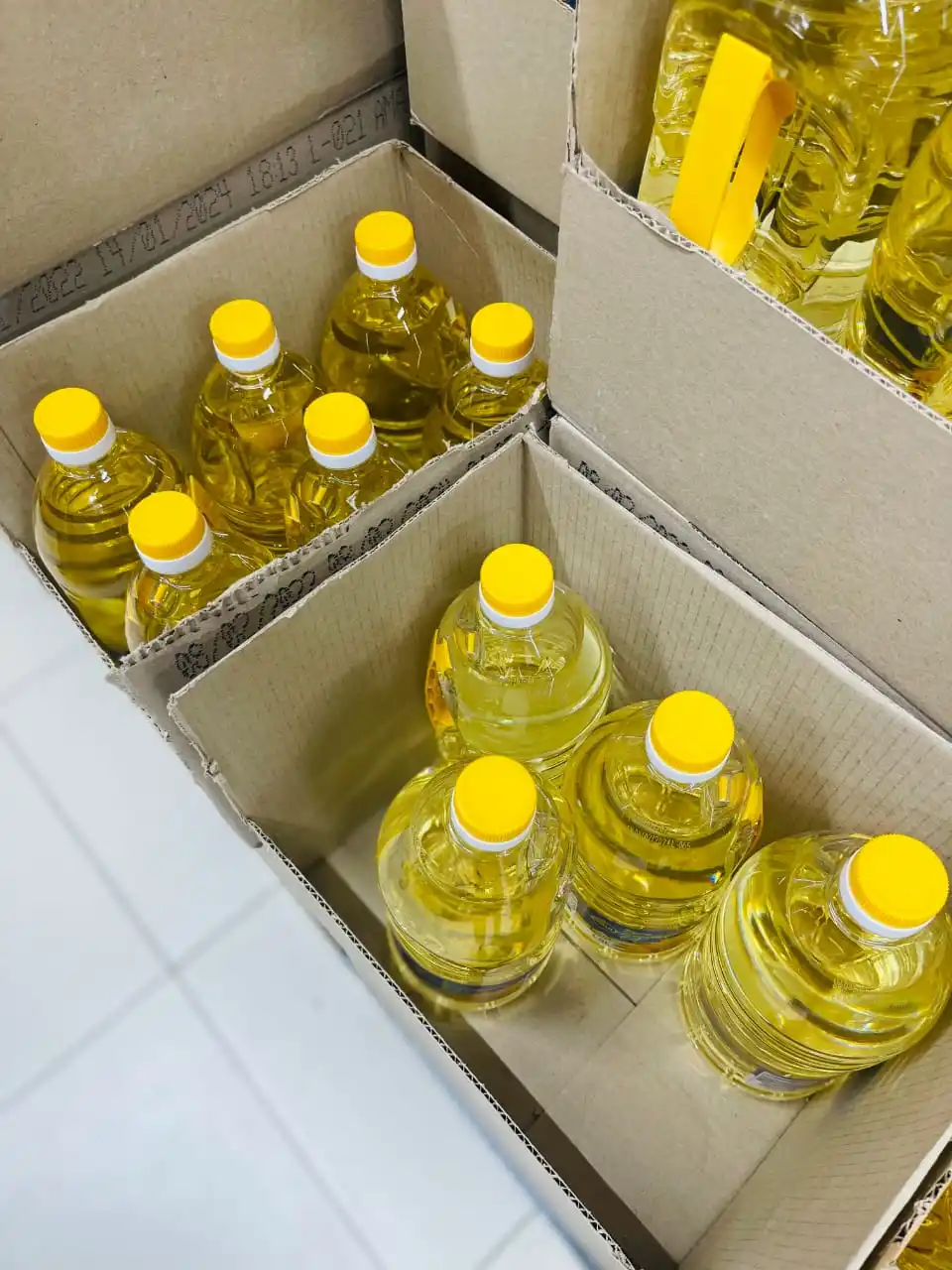 Refined Edible Sunflower Oil Origin 1l 2l 3l 5l To 25l Yellow Liza Top ...