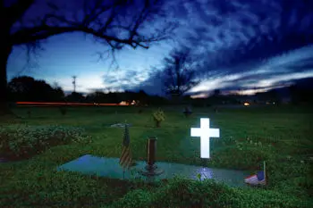 Outdoor Solar Garden Stake Acrylic Solar Crosses for Graves