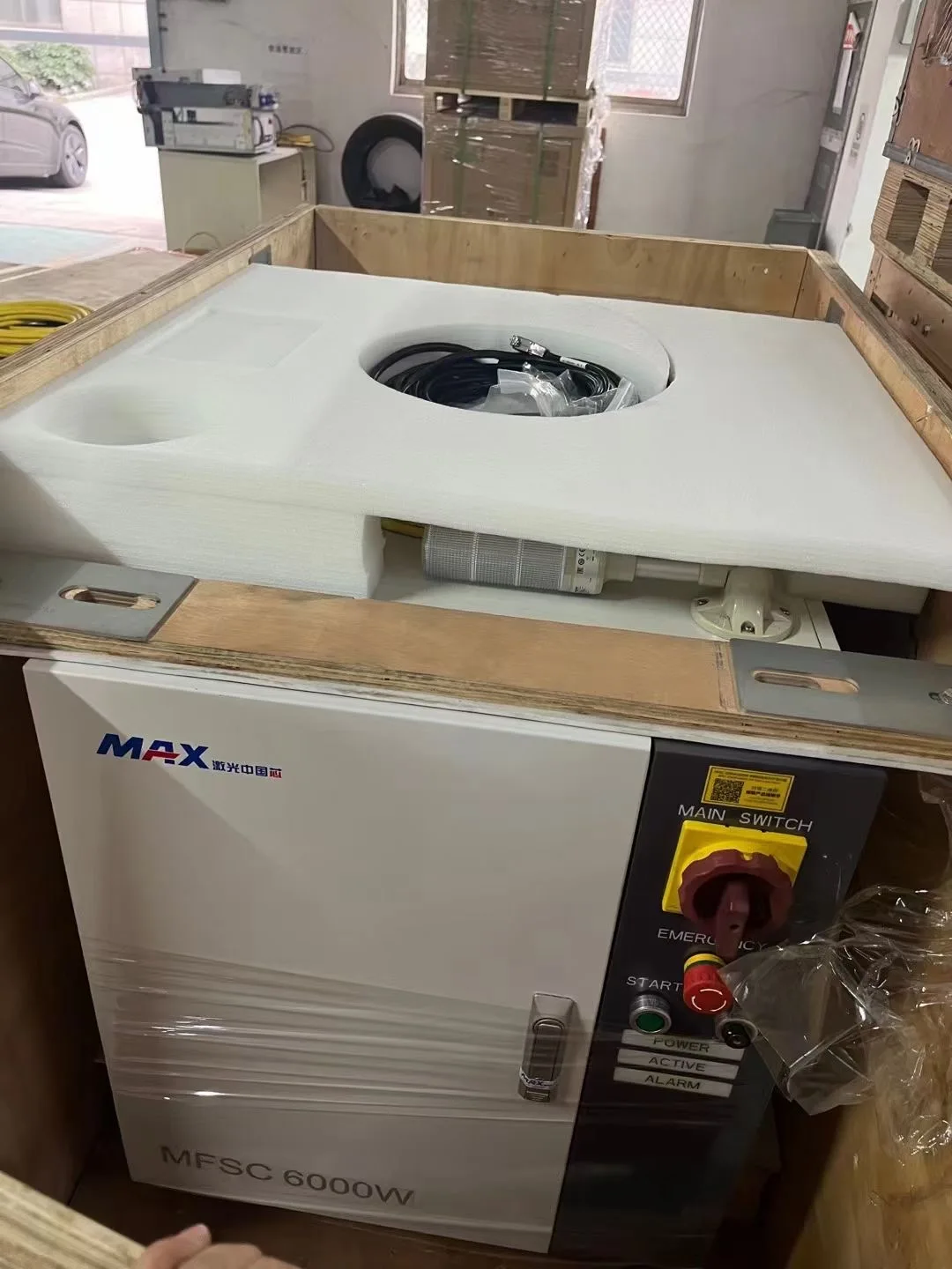 Quality Product Max Single Mode Fiber Laser Source 3000w 6000w 12000w ...