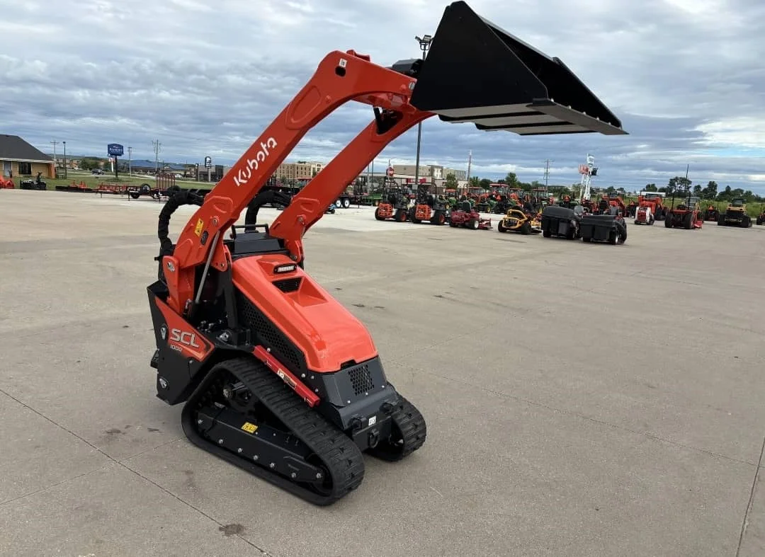 2025 Kubota SCL1000 Mini Skid Steer Loader 18.5kW Diesel Compact Track ...