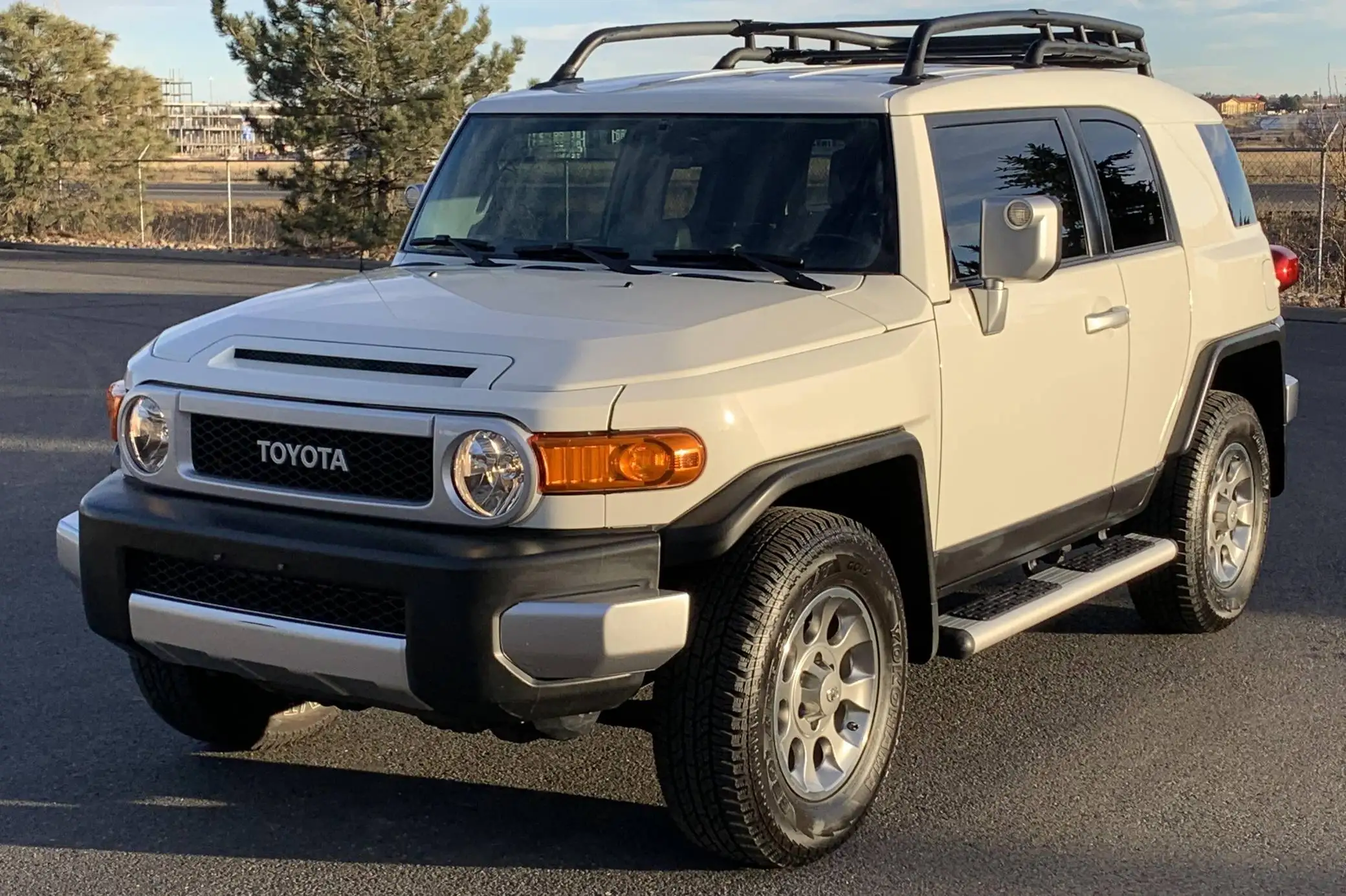 Used Car LHD/RHD Toyota FJ CruiserD 4x4 4dr SUV 5A/Quality Color Toyota ...