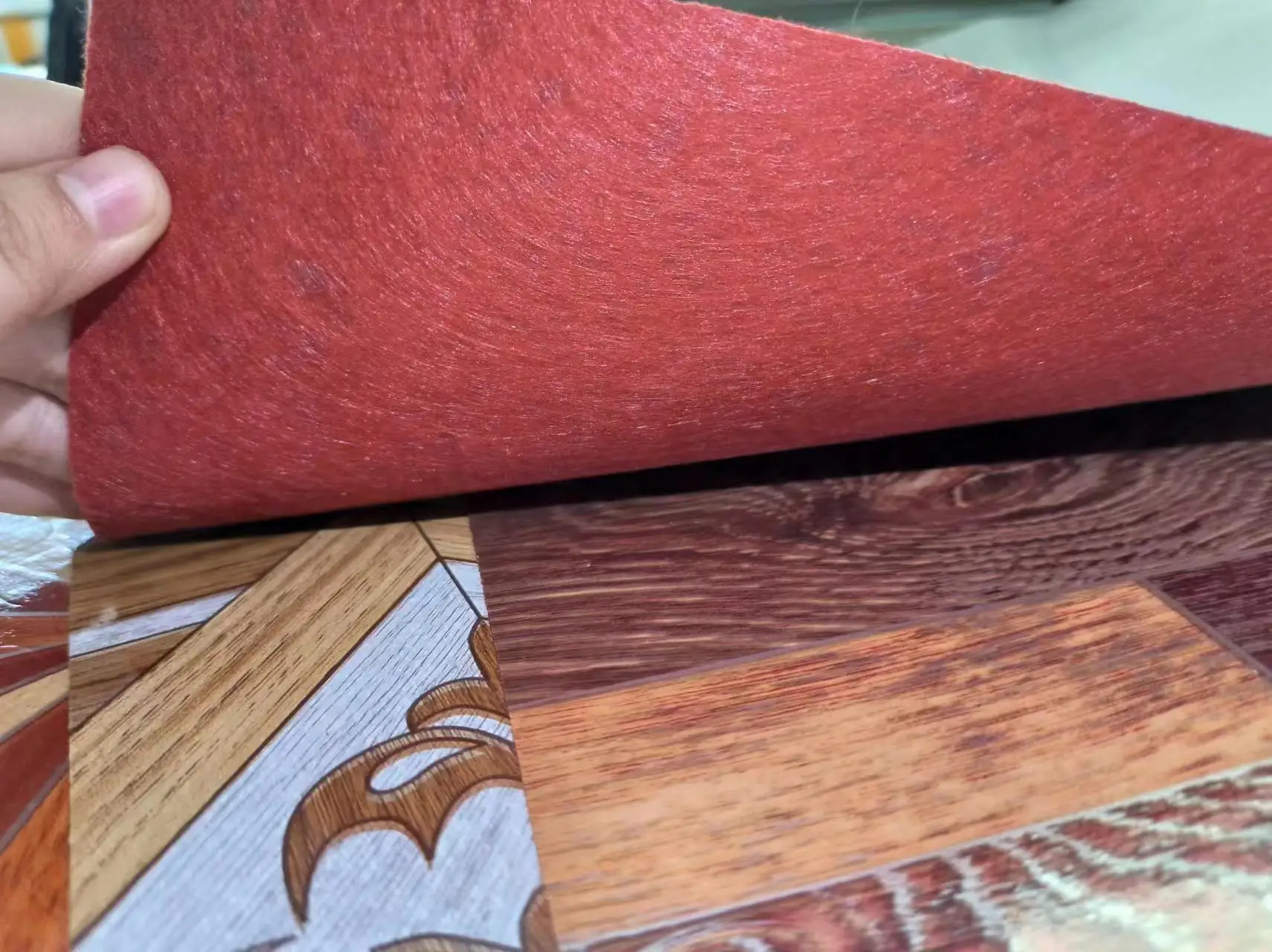 70g Red Carpet Cheap Renovation Smooth and Beautiful Plastic Pvc Vinyl ...