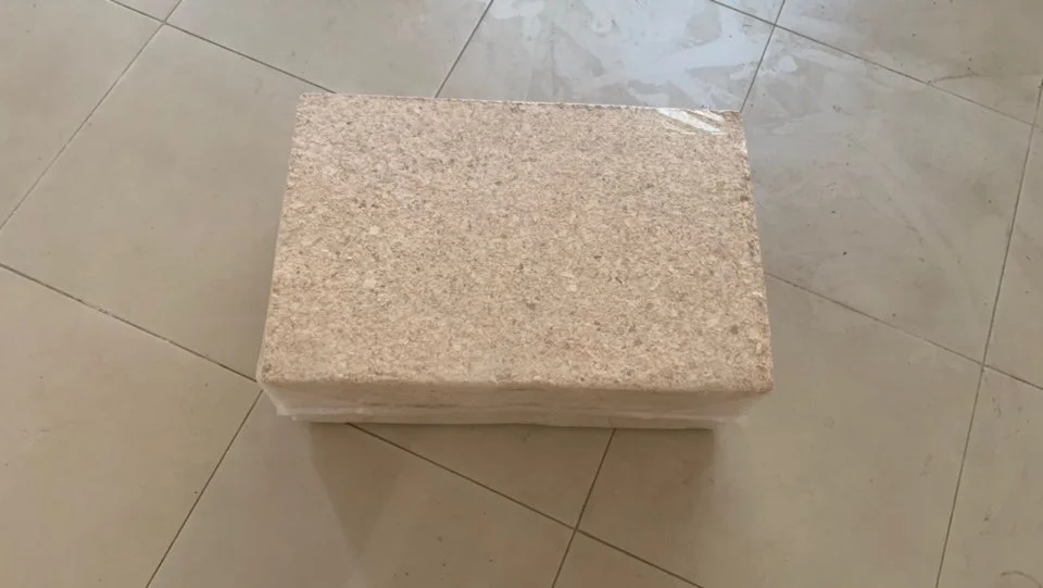 Wood Shaving For Cattle's Bed - Pine Wood - Compress Block 20kg - Jumbo ...