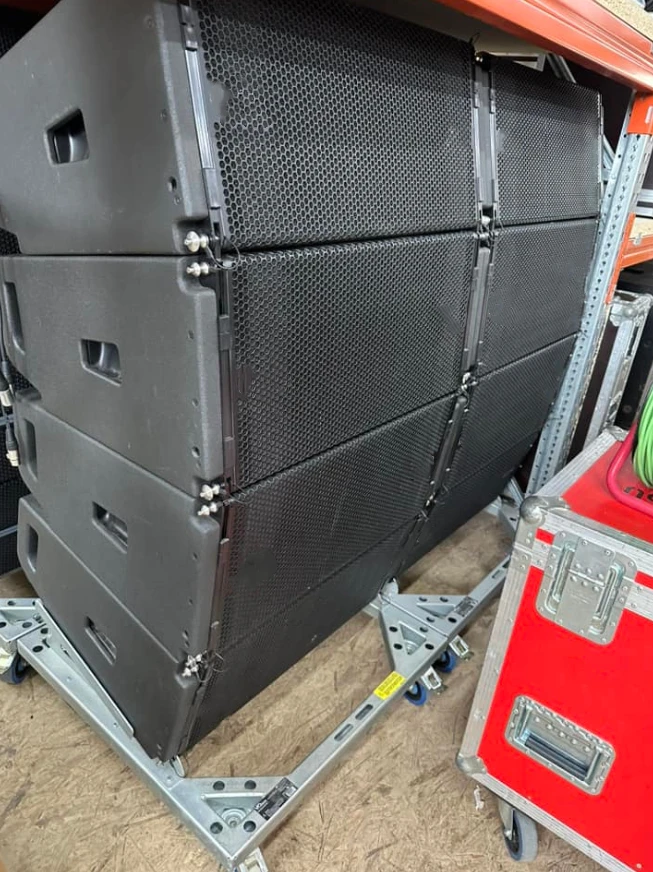 Vio L210 Line Array - Professional Audio for Large Venues