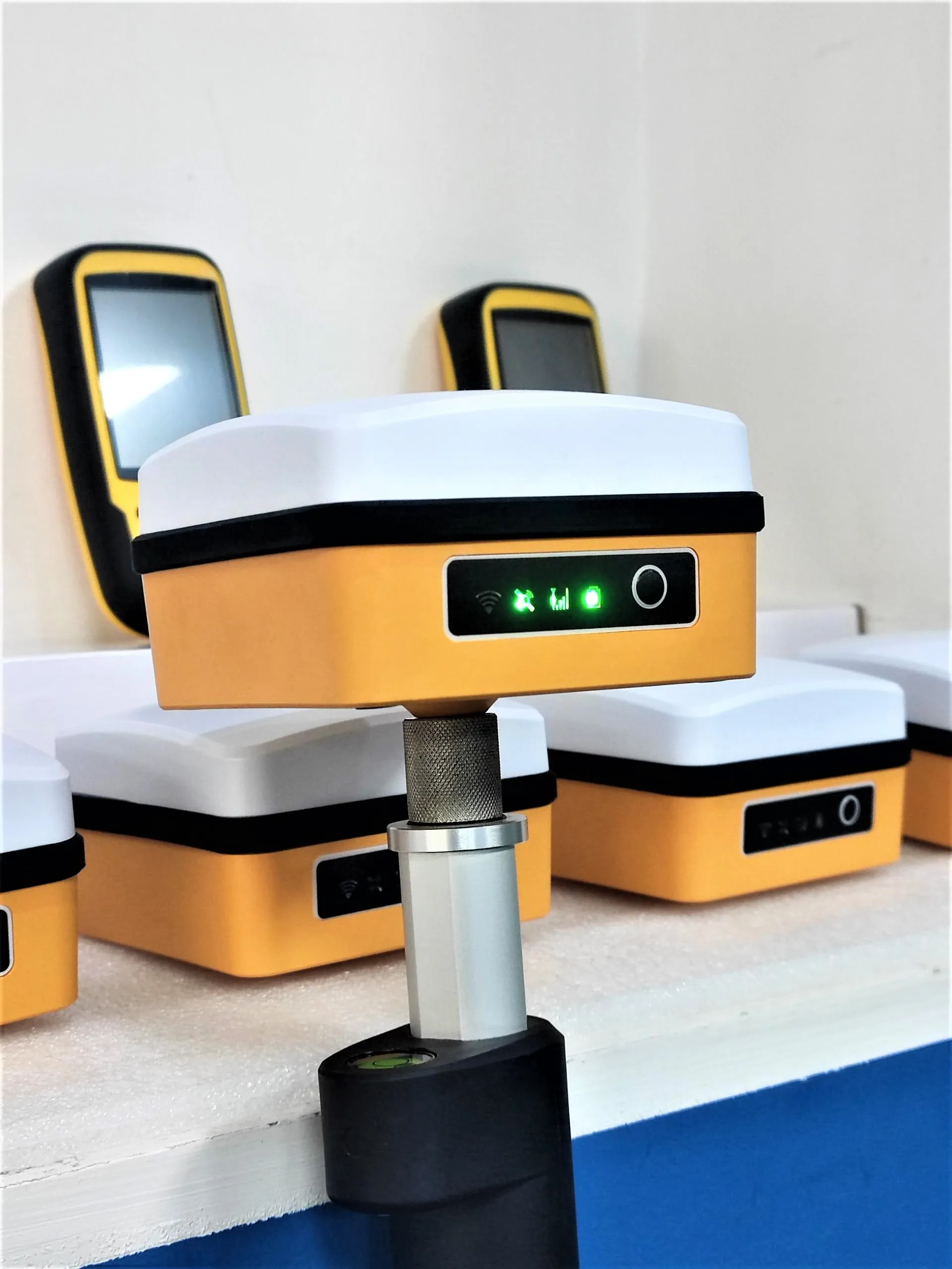 High-precision Multi-constellation Gnss Receiver 1408 Channels 1-2cm ...