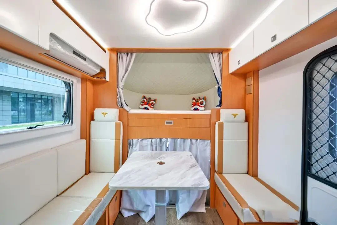 Wuling RV - Electric Motorhome for Outdoor Camping & Travel