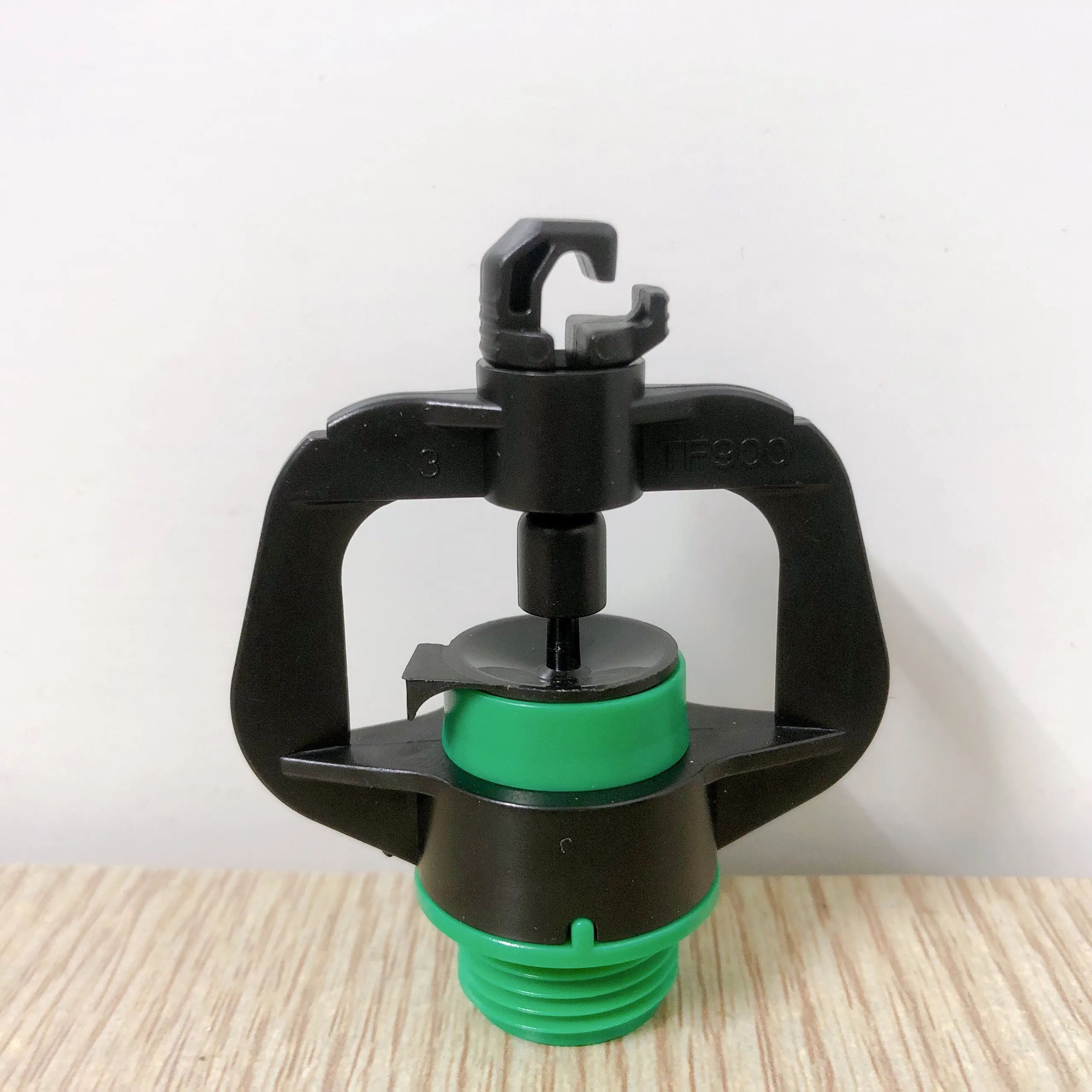 관개 시스템 Tf900 압력 보상 마이크로 스프링클러 서클 만든 Pom 플라스틱 소재 급수 나무 기능 - Buy 마이크로 ...