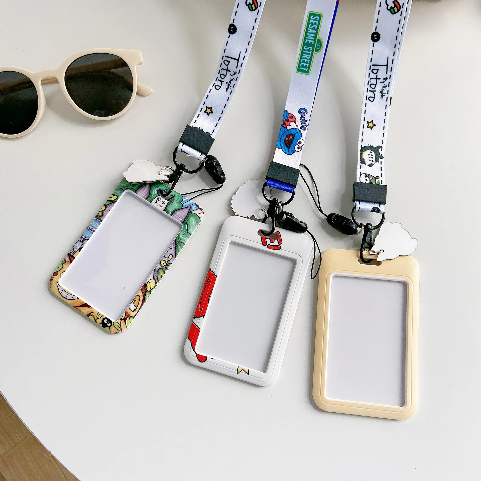 Three Eyes Aliens Student Multiple Hard Plastic Id Card Holder With ...