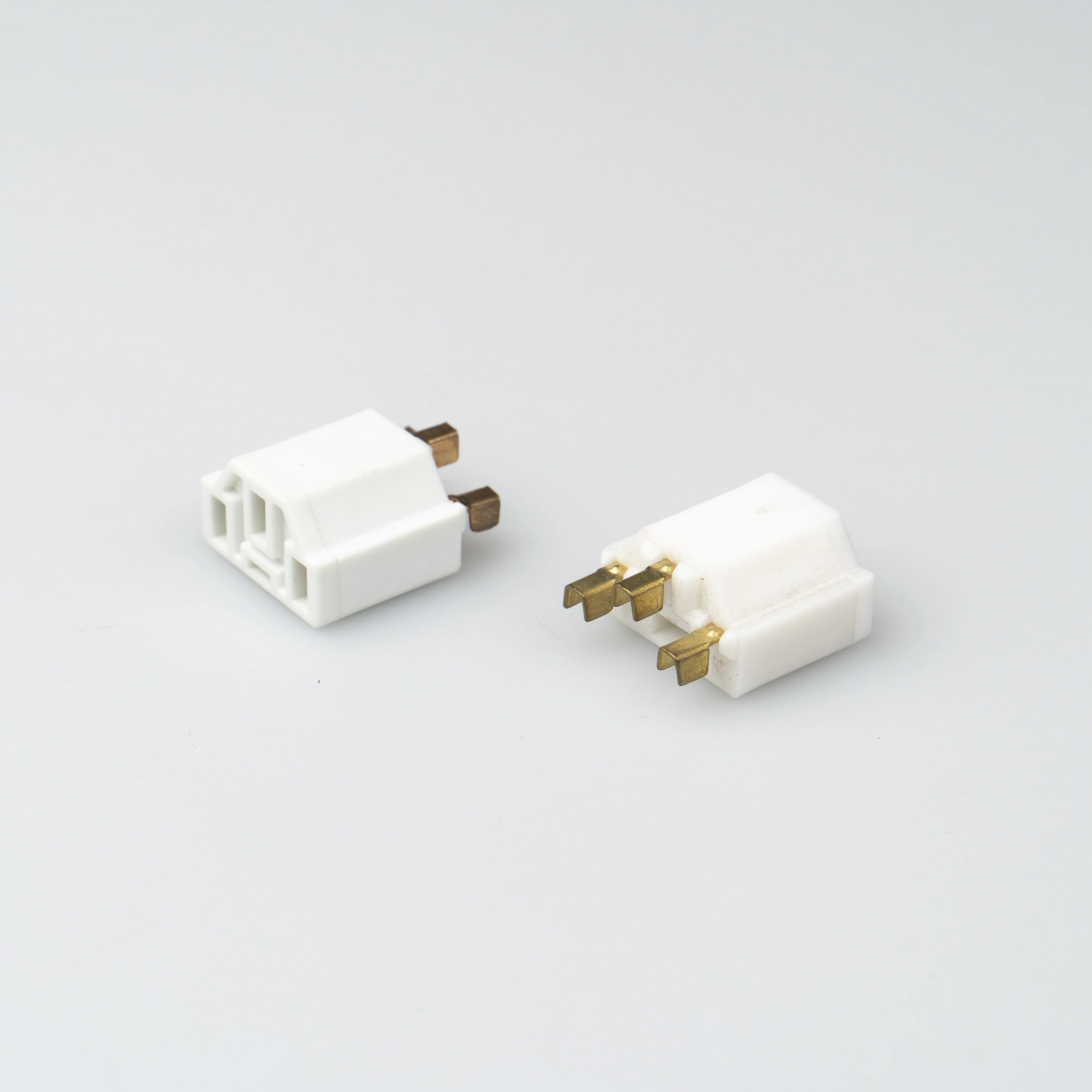 Enchufes De Latón Para Enchufes Iec 60320,C5,C7,C13,C14,C15,C20 - Buy ...