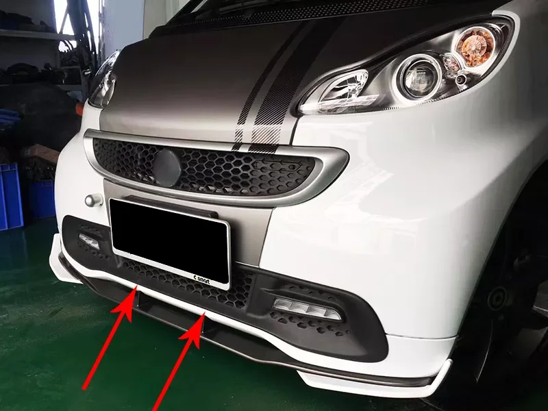 Auto Body Kit Front Bumper Fog Lamp Underneath Grille With Lamp Hole ...