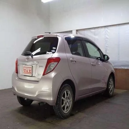 Fairly Used Toyota Vitz Right Steering Drive / Cheap Used Cars For Sale ...