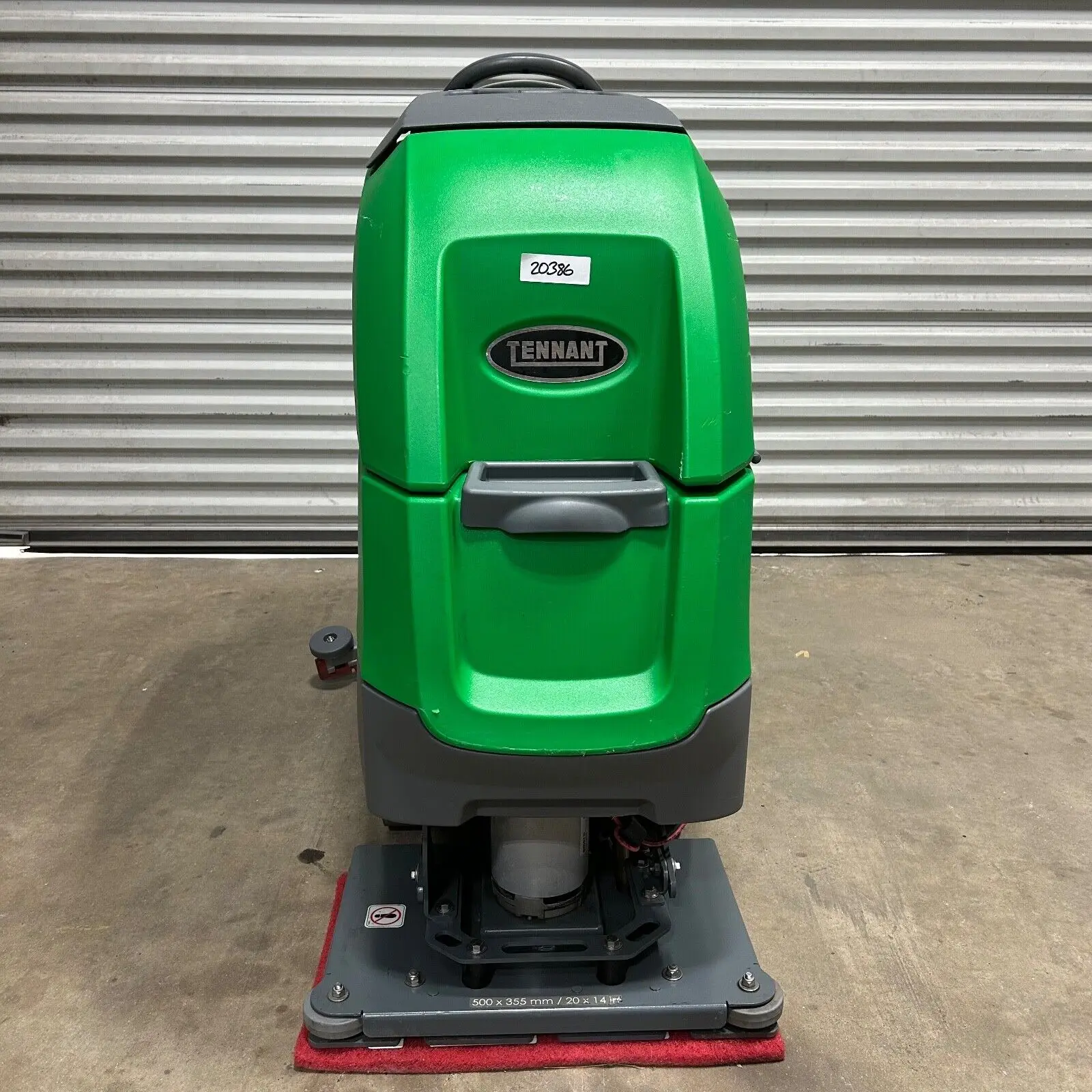 Used Ten-n-ant T300 20" Walk-behi-nd Battery Flo-or Scru-bber Cleaner ...