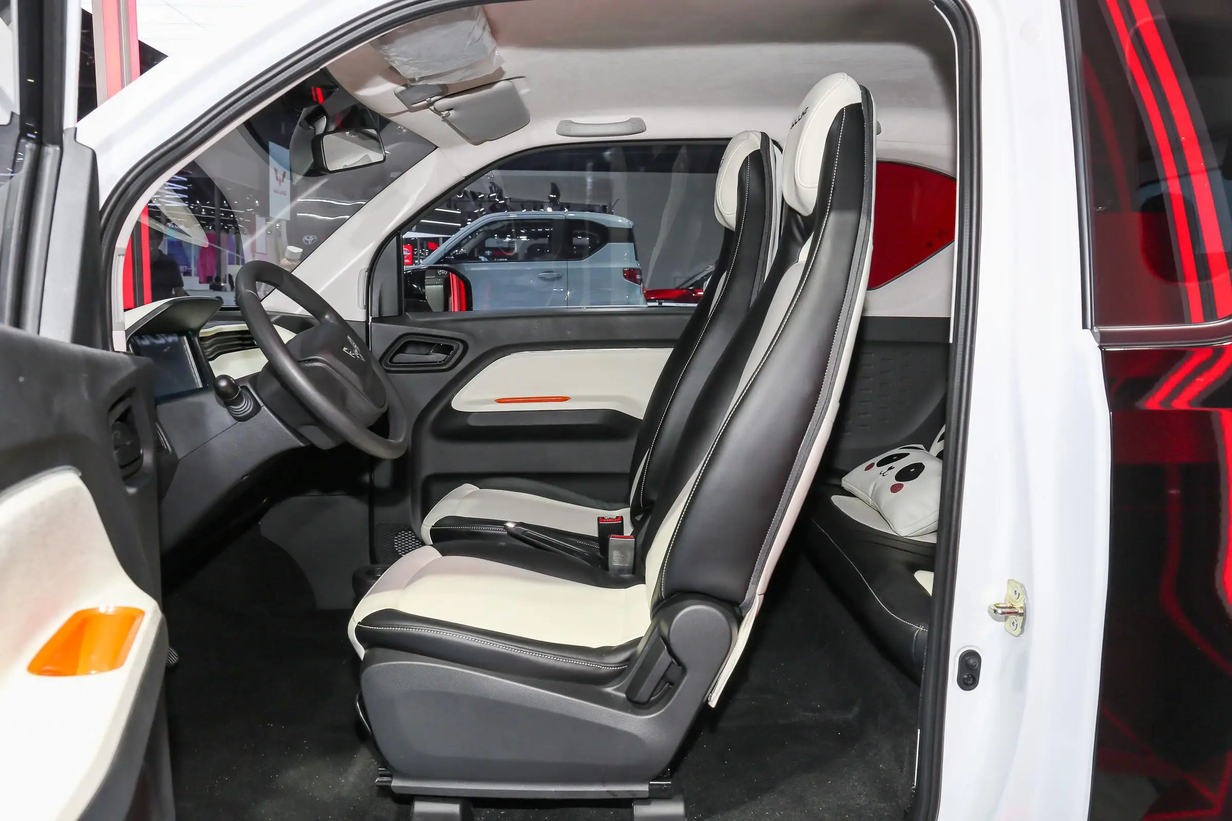 Wuling Mini Ev Good Quality Multiple Colors automotive Adult Car ...