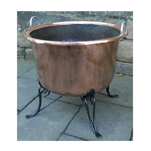 Metal Planter Hammered Round Shape Decorative Flower Pot And Planter ...