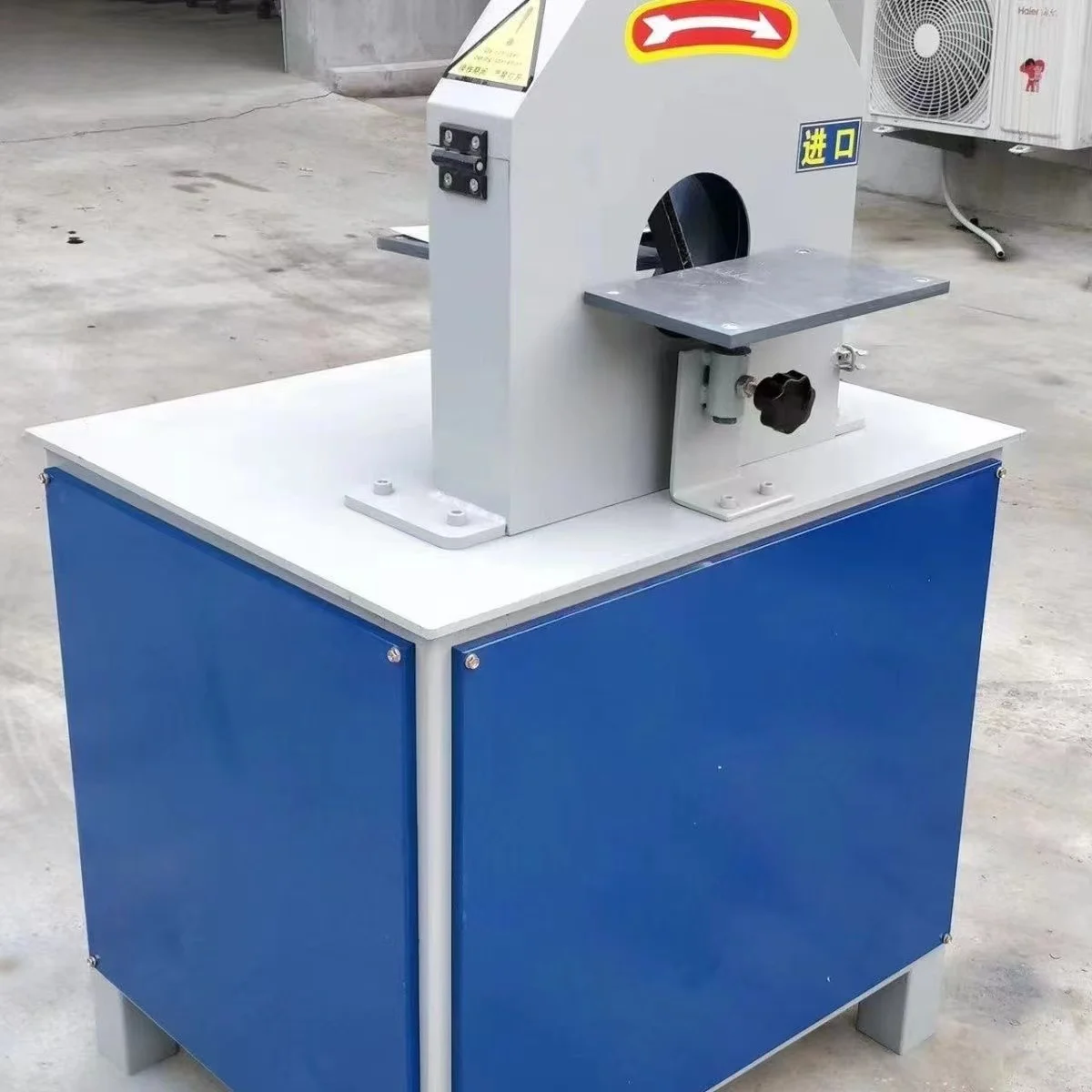 Bent Curved Pipe Tube Sander - Hairline Finishing Machine