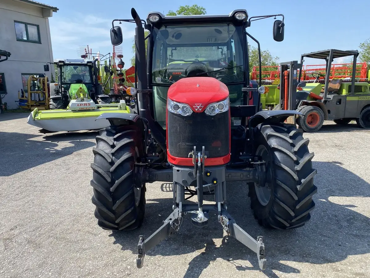 Massey Ferguson MF 4707 Tractors - High Productivity & Durability