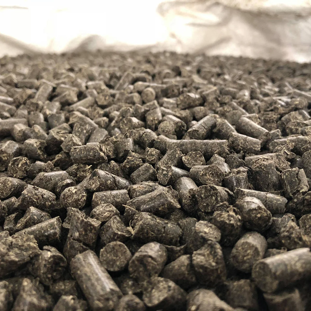Sunflower Pellets Packed 1t Big-bags For Incineration At Power Plants ...