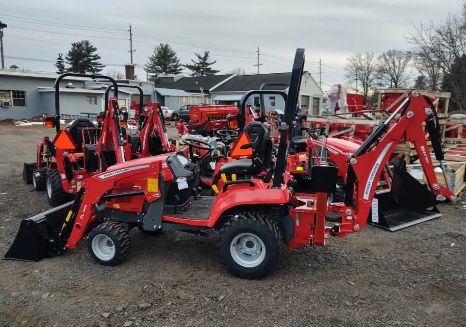 Massey Ferguson GC1725MB High Efficiency Wheel Tractor 1725 Horsepower ...